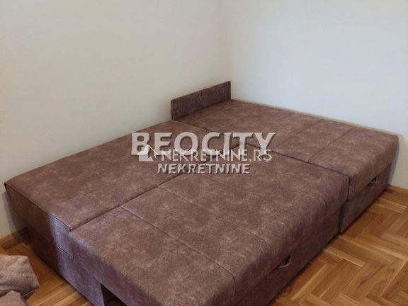 Novi Sad, Bulevar patrijarha Pavla, , 0.5, 27m2, 300EUR