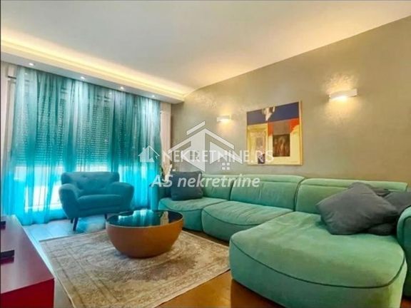 Novi Beograd, Blok 11, Hotel Jugoslavija, 3.0 stan, 82m2, 1400 EUR