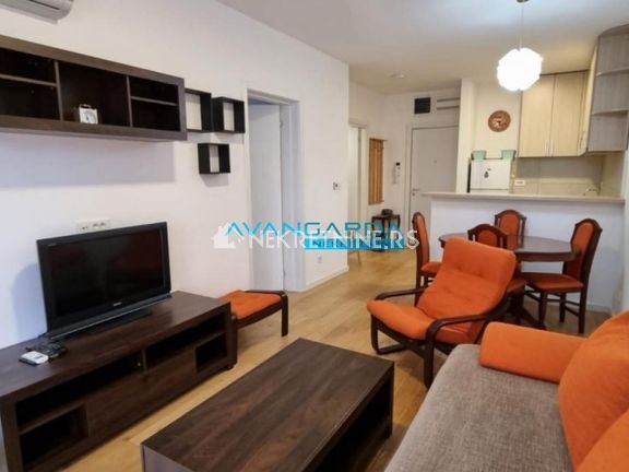 Voždovac, Trošarina, Vojvode Stepe, 2.0 stan, 45m2, 550 EUR