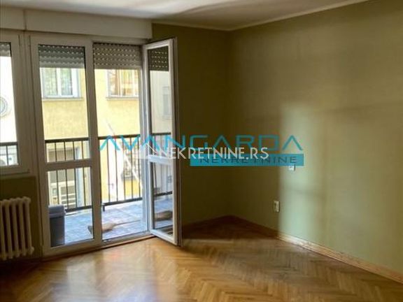 Vračar, Kalenić pijaca, Koče Kapetana, 2.0 stan, 60m2, 700 EUR