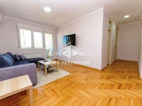 Zvezdara, Bulbulder, 2.5 stan, 61m2, 900 EUR