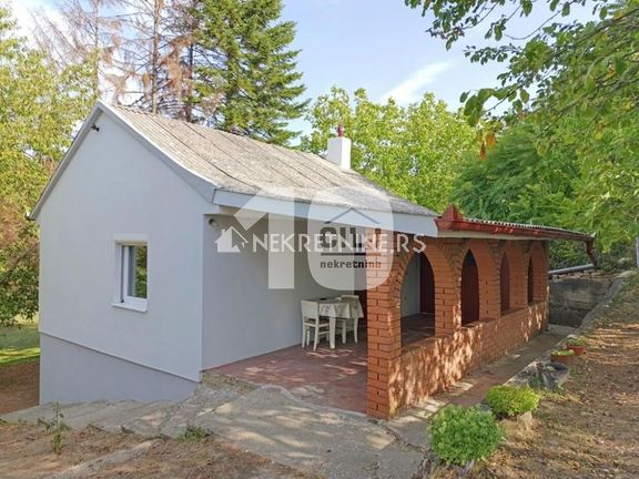 Fruška gora - Maradik - Banstol ID#1554