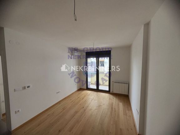 - 39m2 - Odličan dvosoban stan - USELJIVO -