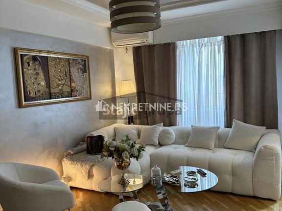 Atelje 212, renoviran, bez ulaganja, Svetogorska