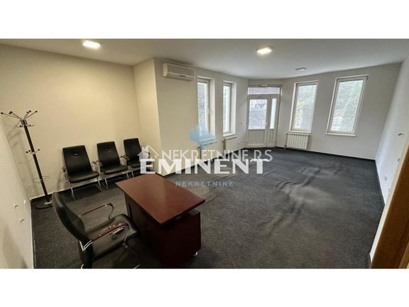 Zemun, Galenika, -, Lokal, 40m2, 450 EUR