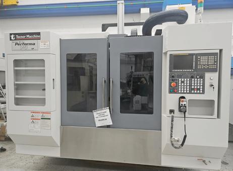 cnc strug Akira Seiki Performa V 4 XP