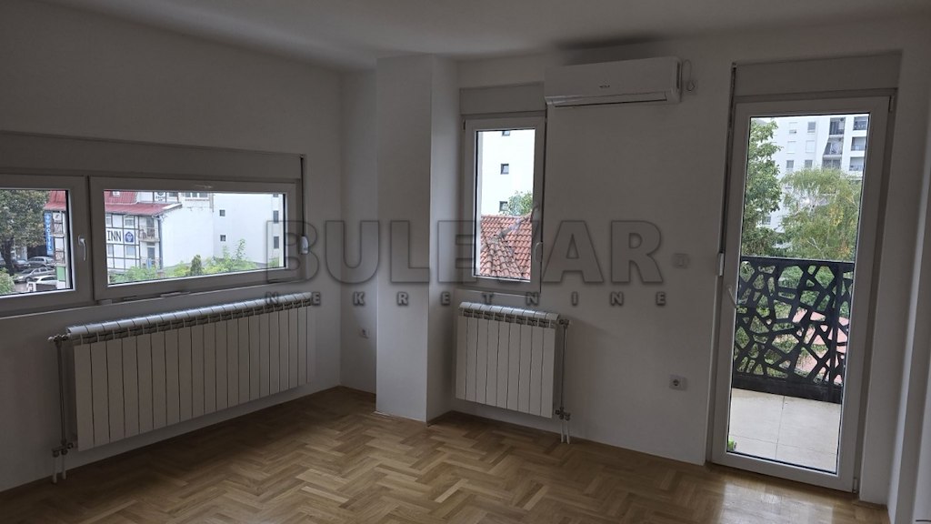 Izdaje se stan kod Čaira, 56m2