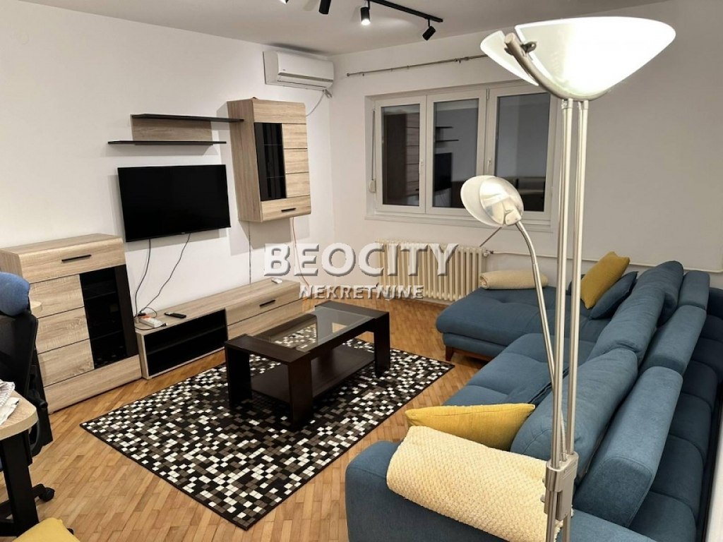 Novi Sad, Centar, Vojvode Mišića , 2. 0, 52m2, 550EUR