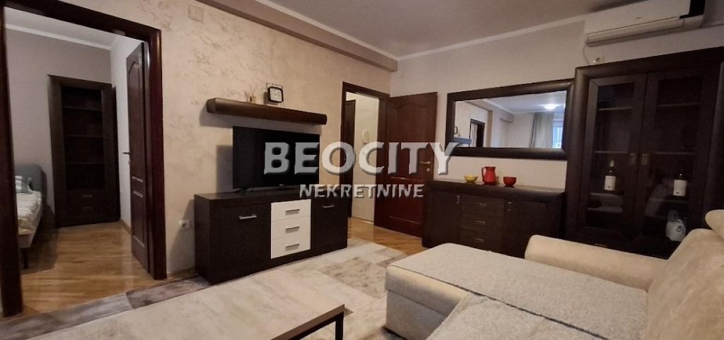 Novi Sad, Cara Dušana, Cara Dusana, 3. 0, 64m2, 650EUR