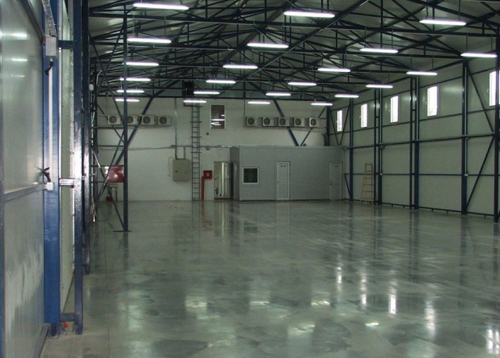 ZEMUN AUTOPUT BG-NS 930m2 , 6000e