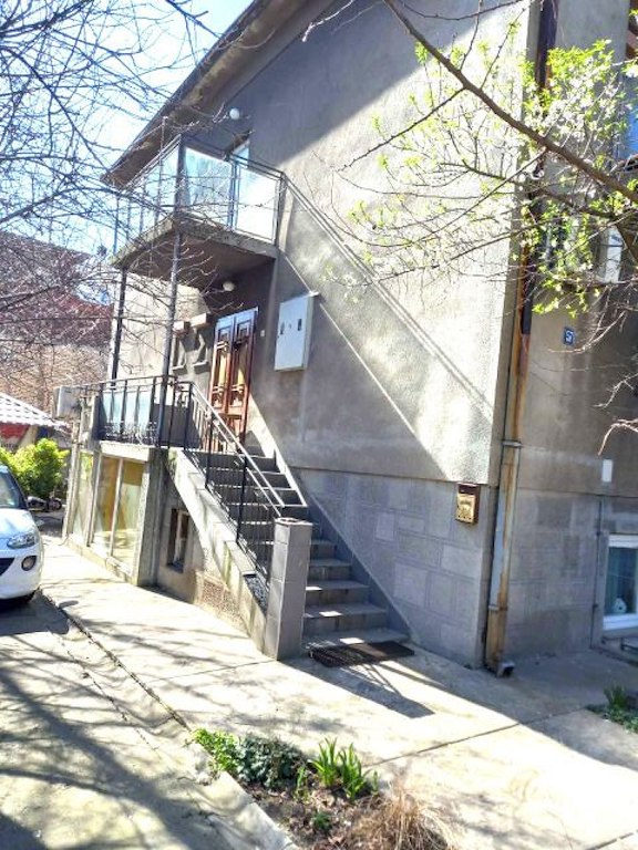 Novi grad, Krajiška , 4, 0 90m2+ 2l + 45m2 tavan