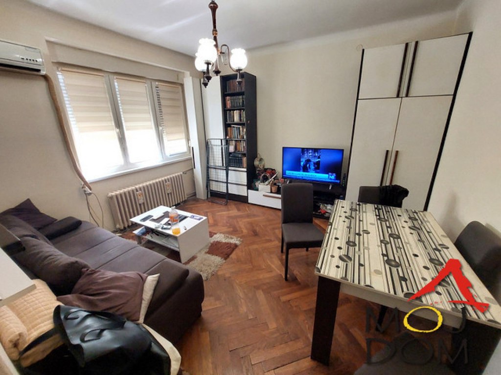 NOVI SAD - CENTAR - JEDNOIPOSOBAN STAN - 33 m2 - 110, 000€