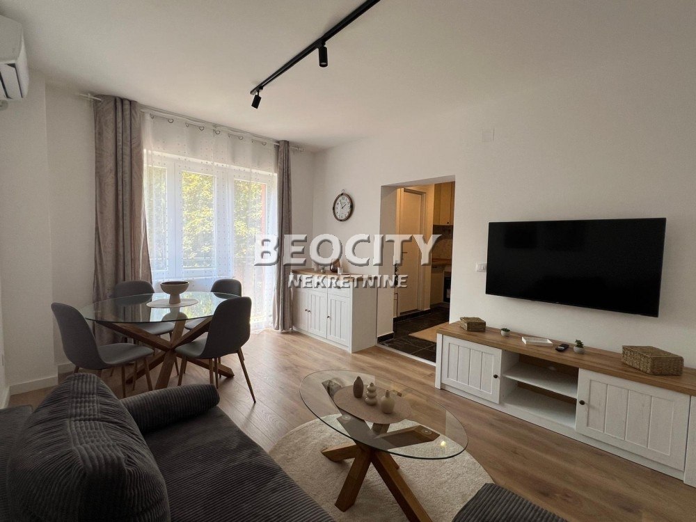 Jednosoban stan, 30 m2, Paviljoni, Generala Ždanova ID: 121355