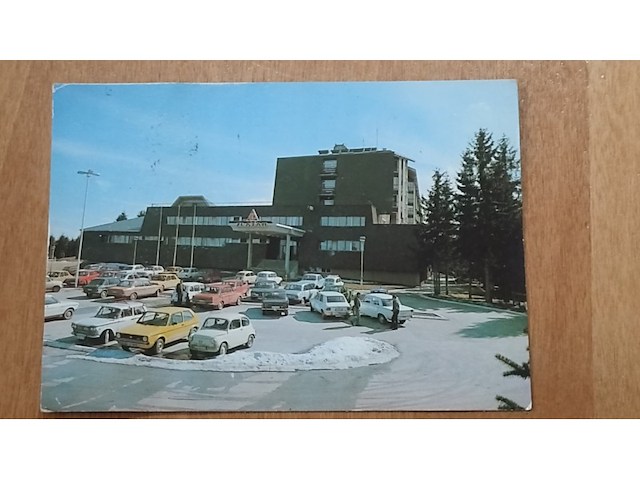 Zlatar - Hotel - Puno Automobila - Parking - 1985.g