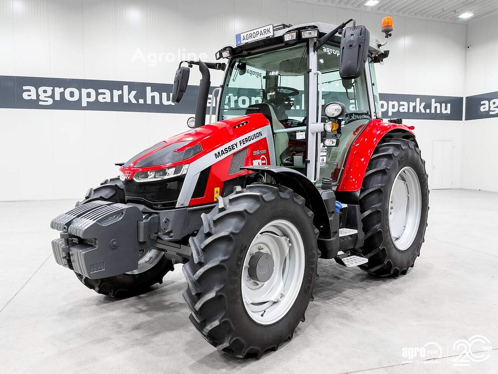 Massey Ferguson 5S.135 Dyna-4 16/16 traktor točkaš