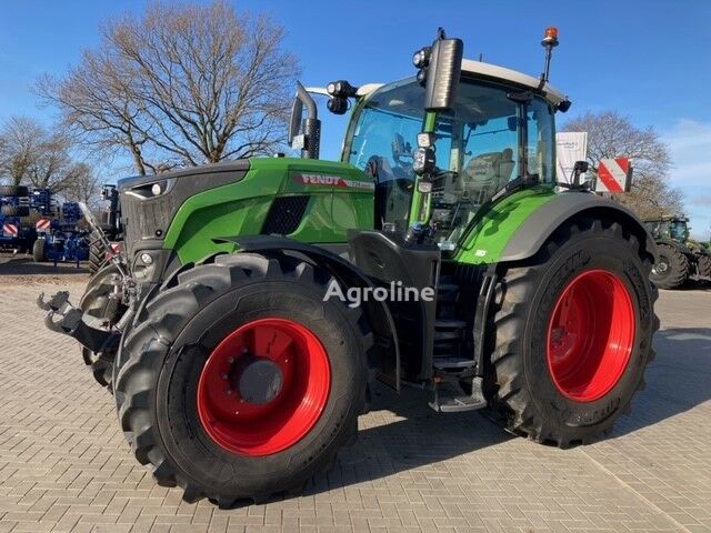 Fendt 724 Vario Gen7 Profi+ traktor točkaš