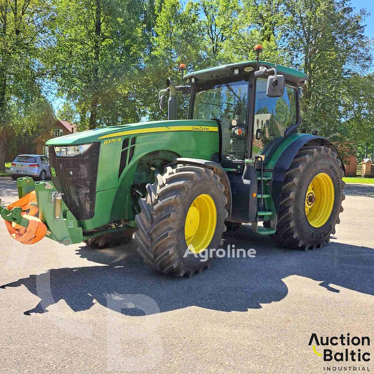 Prodaje se John Deere 8370 R traktor točkaš na aukciji