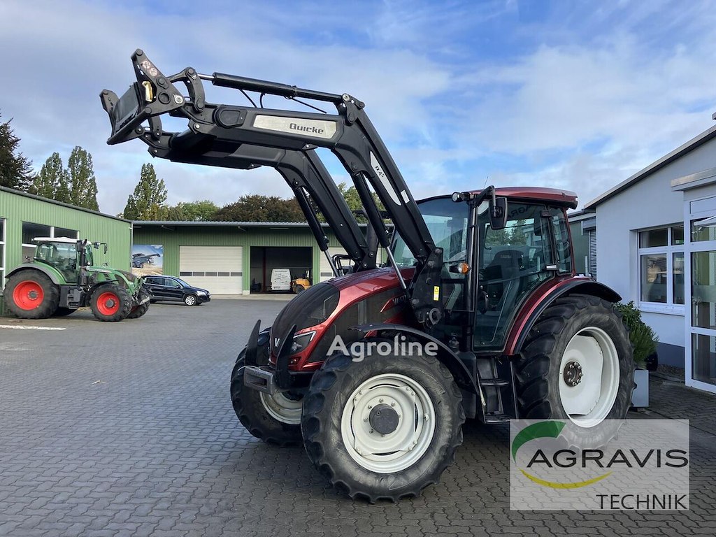 Valtra A 114 MH4 traktor točkaš