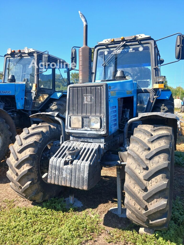 MTZ Belarus 1221 traktor točkaš