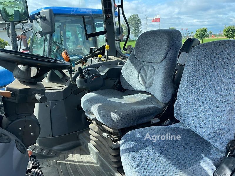 New Holland T7040 traktor točkaš