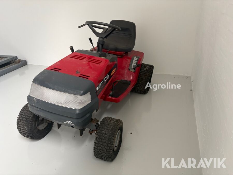 Prodaje se Murray Sensinel 130/c/102 - 40502X50B traktor kosilica na aukciji