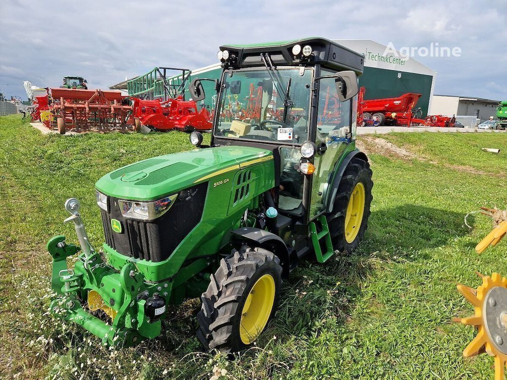 Novi John Deere 5105GN vinogradarski traktor