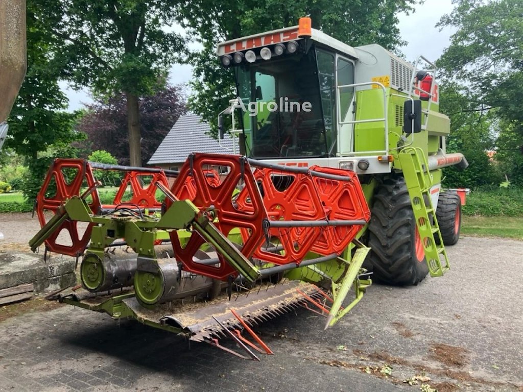 Claas Dominator 218 Mega kombajn za žito
