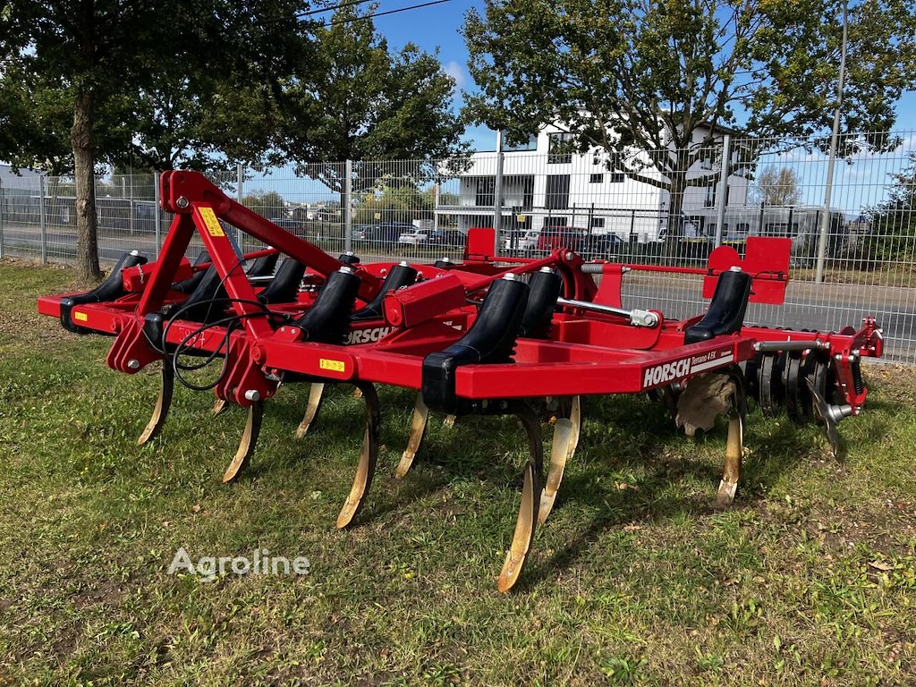 Horsch Terrano 4 FX kultivator