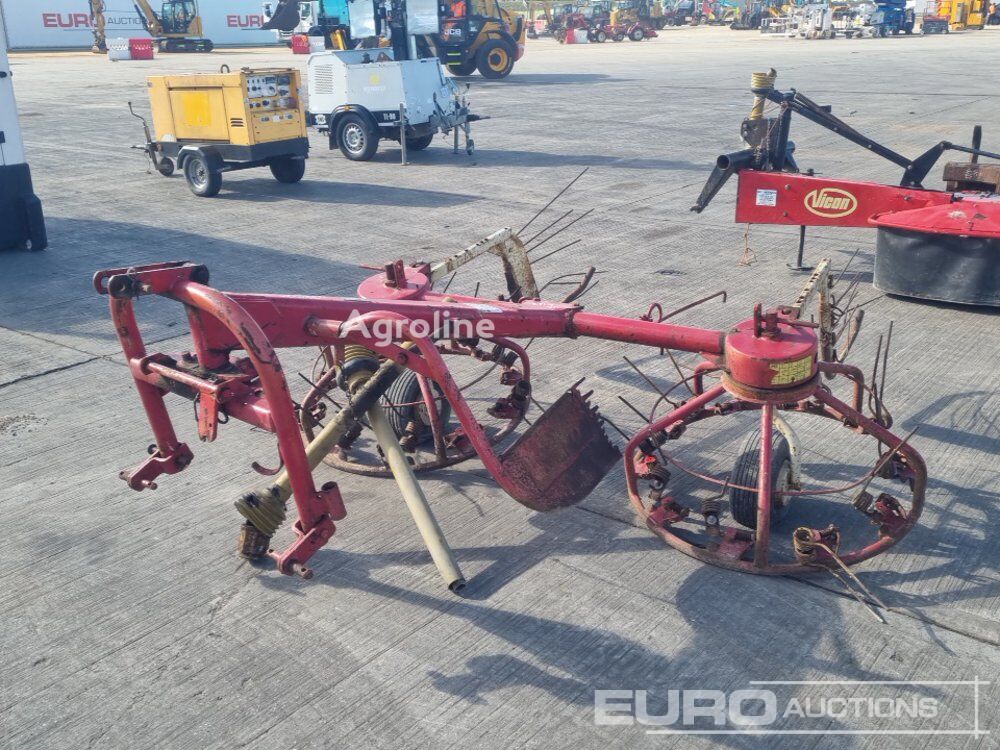 Prodaje se PZ Zweegers Haybob 300 sakupljač sena na aukciji