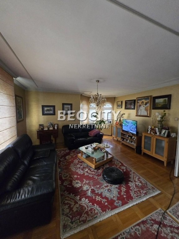 Novi Sad, Telep, Milana Savica, 5. 0, 300m2, 635000EUR