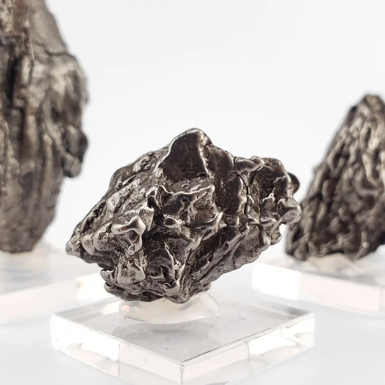 Meteorit Campo Del Cielo na akrilnom stalku #11922P3