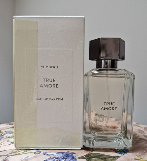 True Amore, Zara