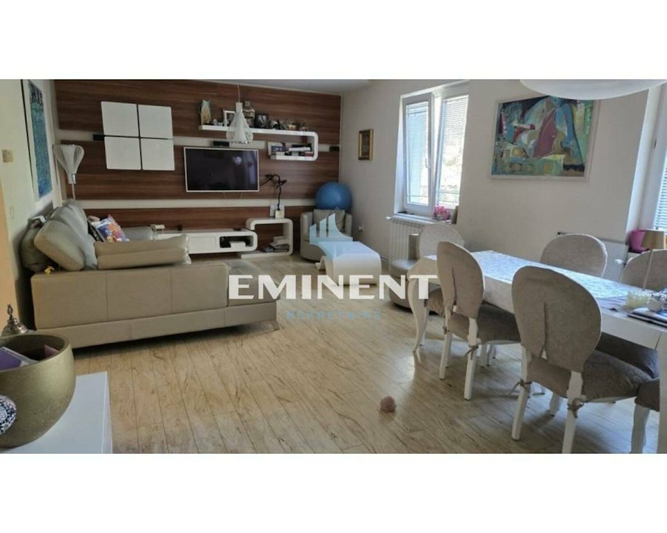 Vračar, Slavija, Makenzijeva, 3.0, 73m2, 1000 EUR