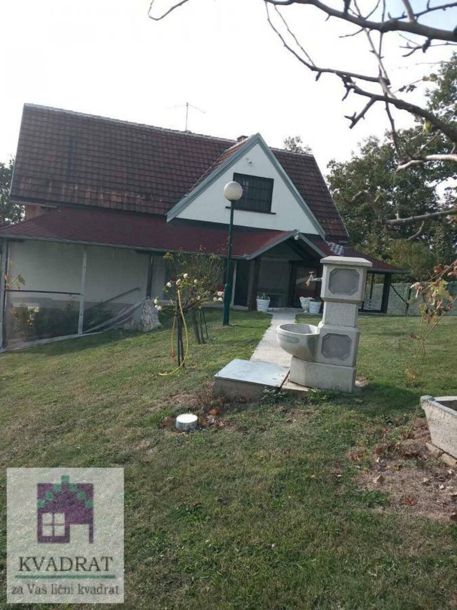 Kuća 148 m2 + 70 m2, 11.73 ara, Čačak - 105.000€