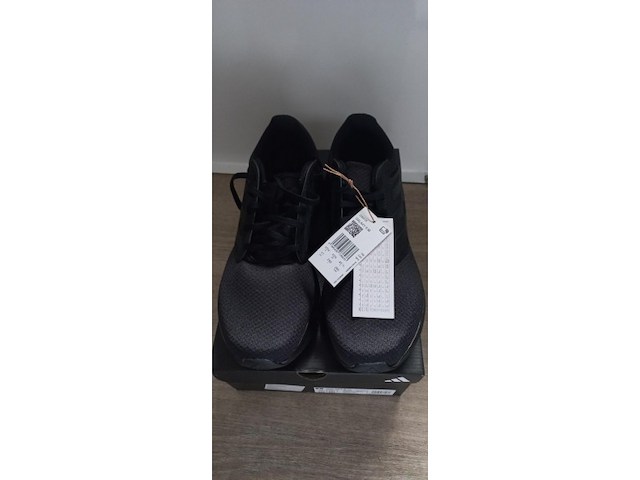 Adidas patike NOVO
