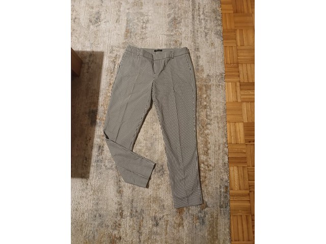 Pantalone na štrafte