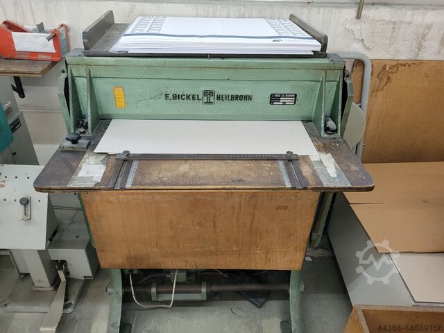 Grooving and perforating machine
E. Bickel HK 3-63