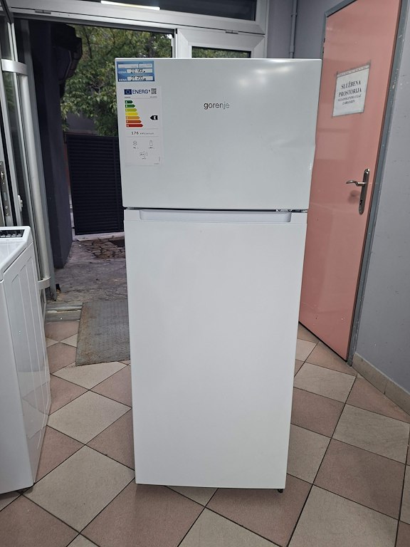 Frižider Gorenje RF4142PW4 , 143 cm.