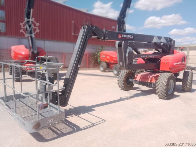 Artikulisan teleskopski bum lift
Manitou 200ATJ