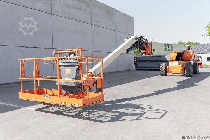 Teleskopska platforma
JLG 1500 SJ