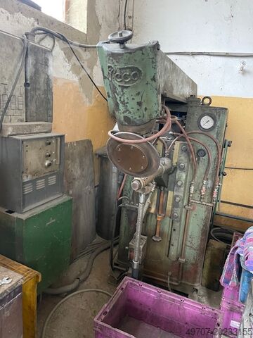 Mašina za šavno zavarivanje PECO N30
PECO N30 seam welding