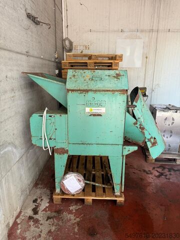Bubanj veš mašina (Trommelwasmachine)
BISO Trommelwasmachine/ Washing Drum 85x65cm