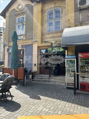 Lokal u centru Vrnjačke Banje 29m2+ bašta 0,88 ari