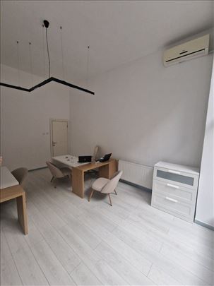 Novi Sad, Rotkvarija, Lokal, 1.0, 26m2