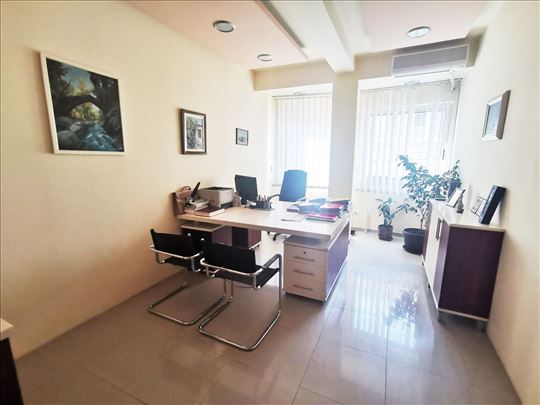 Poslovni prostor u strogom centru grada
