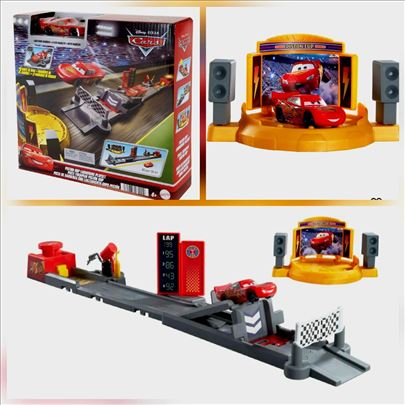 Munja McQueen Cars Piston Cup lanser set, novo