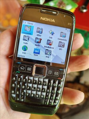 Nokia N71
