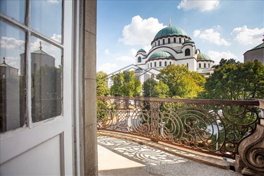 Salonski stan 144 m2, Hram Svetog Save