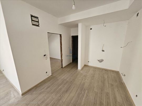 Mirijevo, Radeta Markovića, 50 + 190 m2