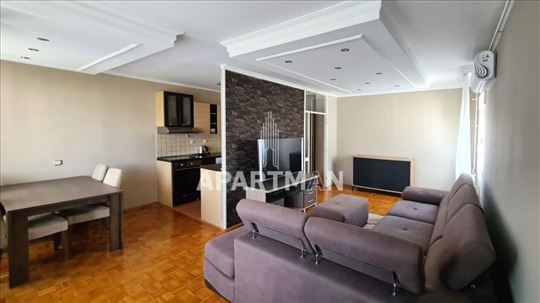 LUX stan pored Save ID#2180